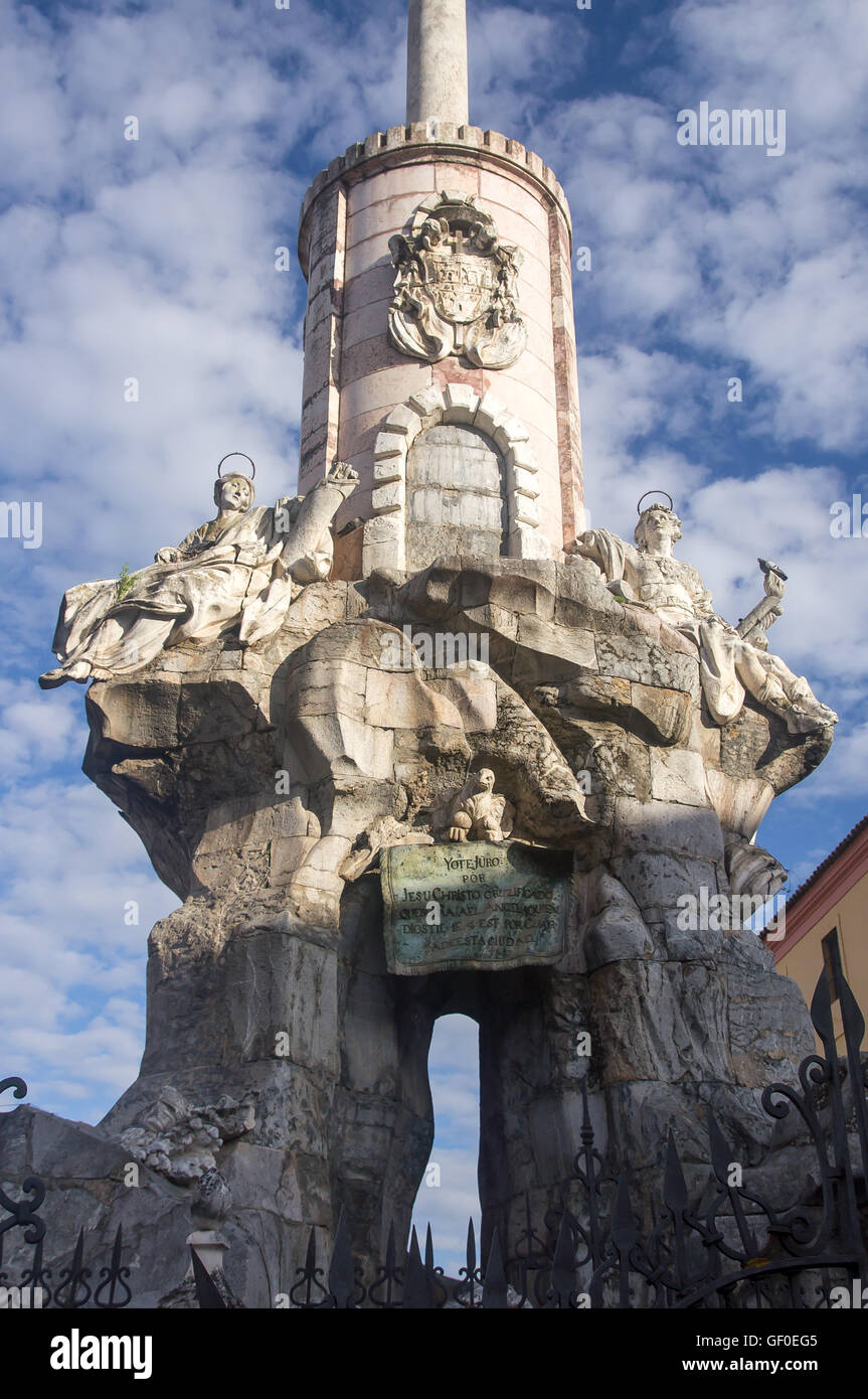 Triumph of San Raphael statue, Cordoba Stock Photo - Alamy