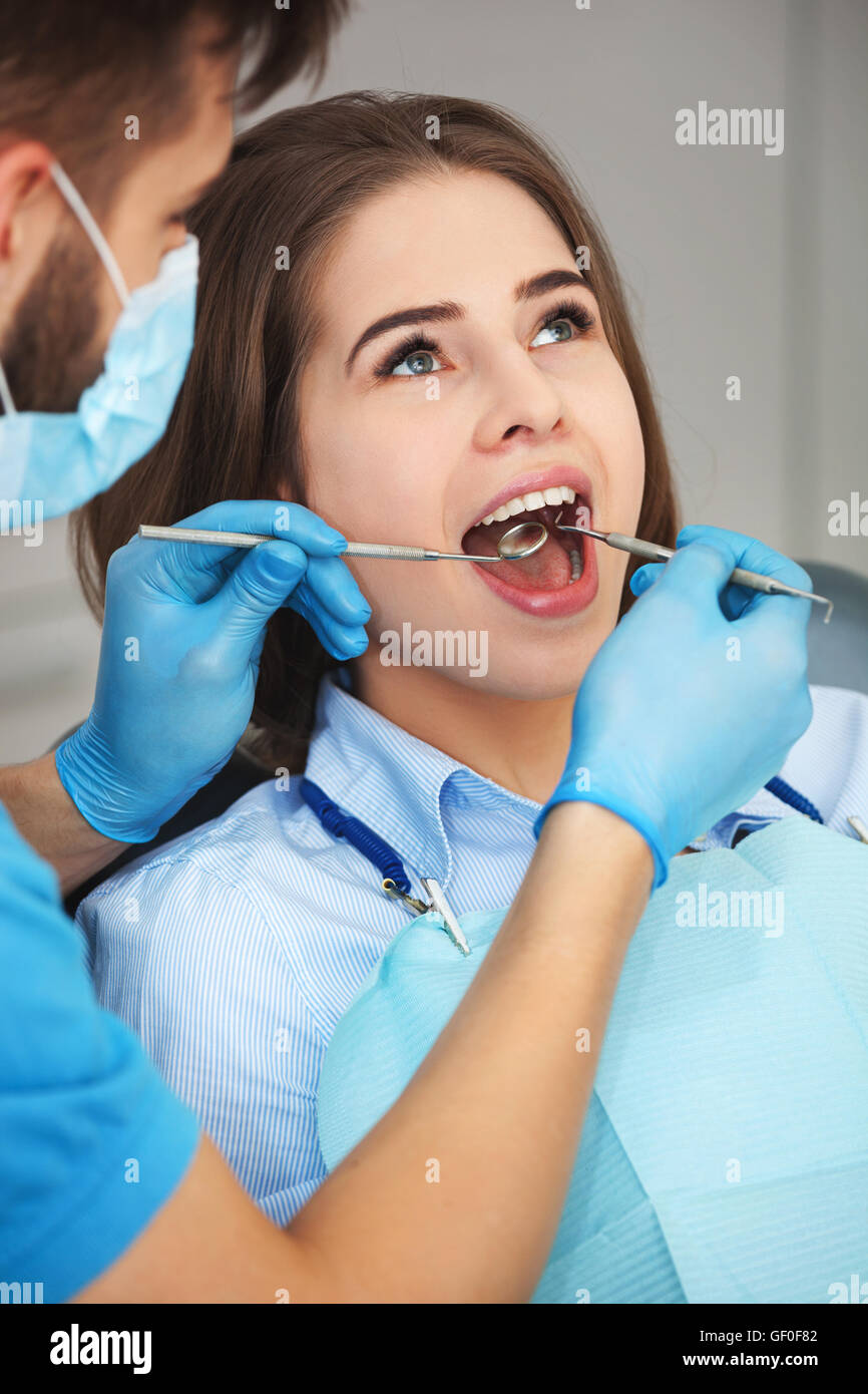Dentist chair woman hi-res stock photography and images - Alamy