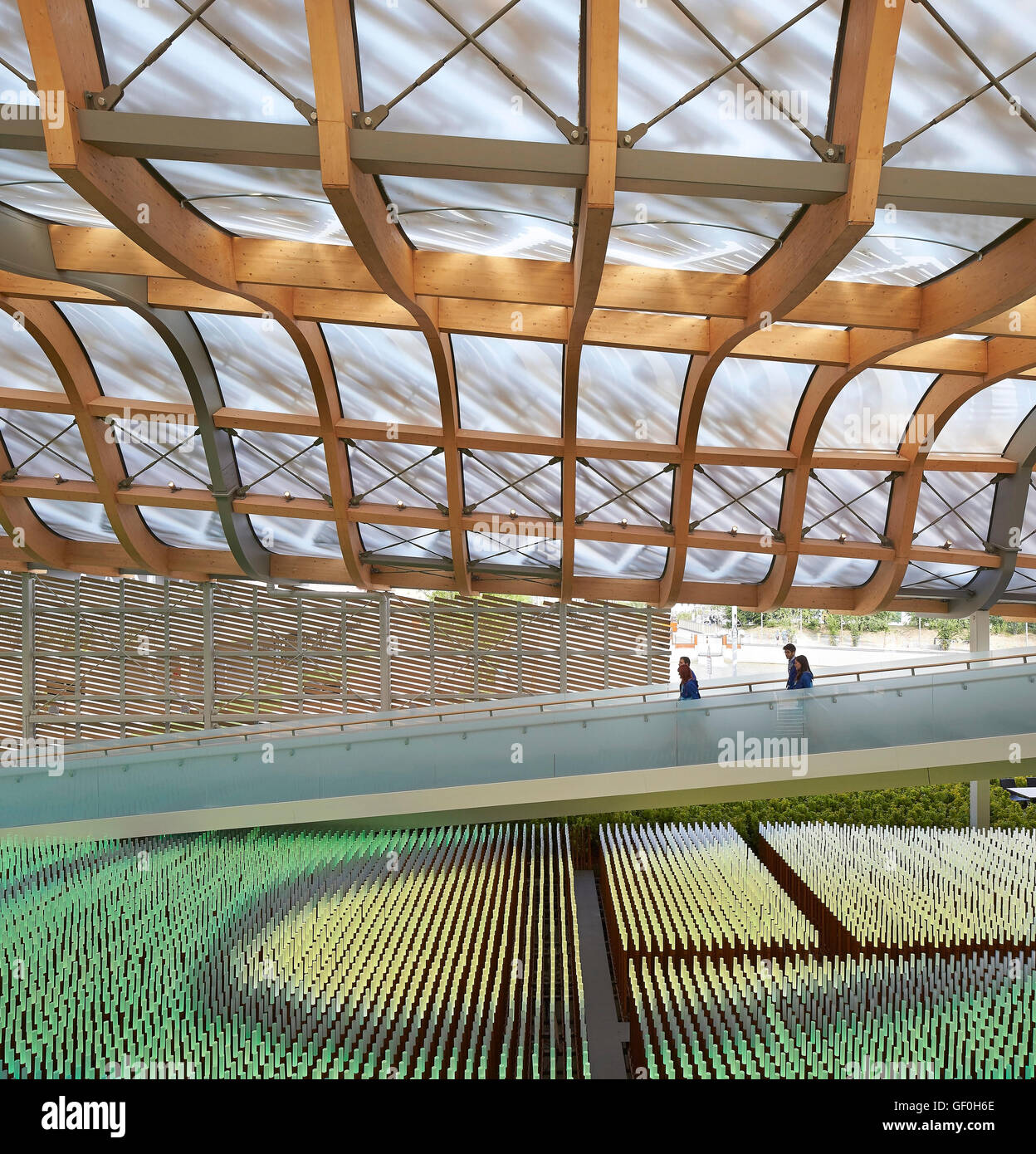 Pavilion interior with ramp and LED installation. Milan EXPO 2015 ...