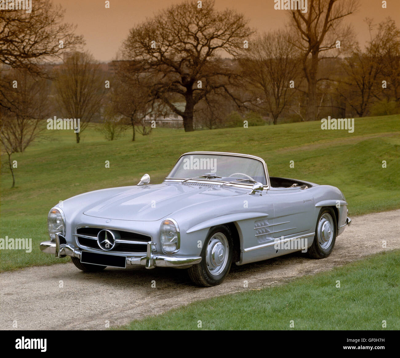 Classic mercedes convertible hi-res stock photography and images - Alamy