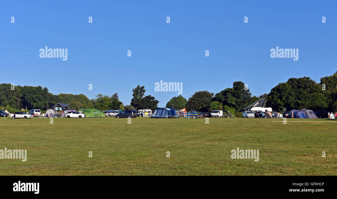 Kingsdown Campsite, open field camping on the cliffs above the Kent ...