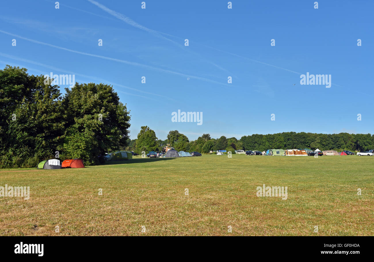 Kingsdown Campsite, open field camping on the cliffs above the Kent ...