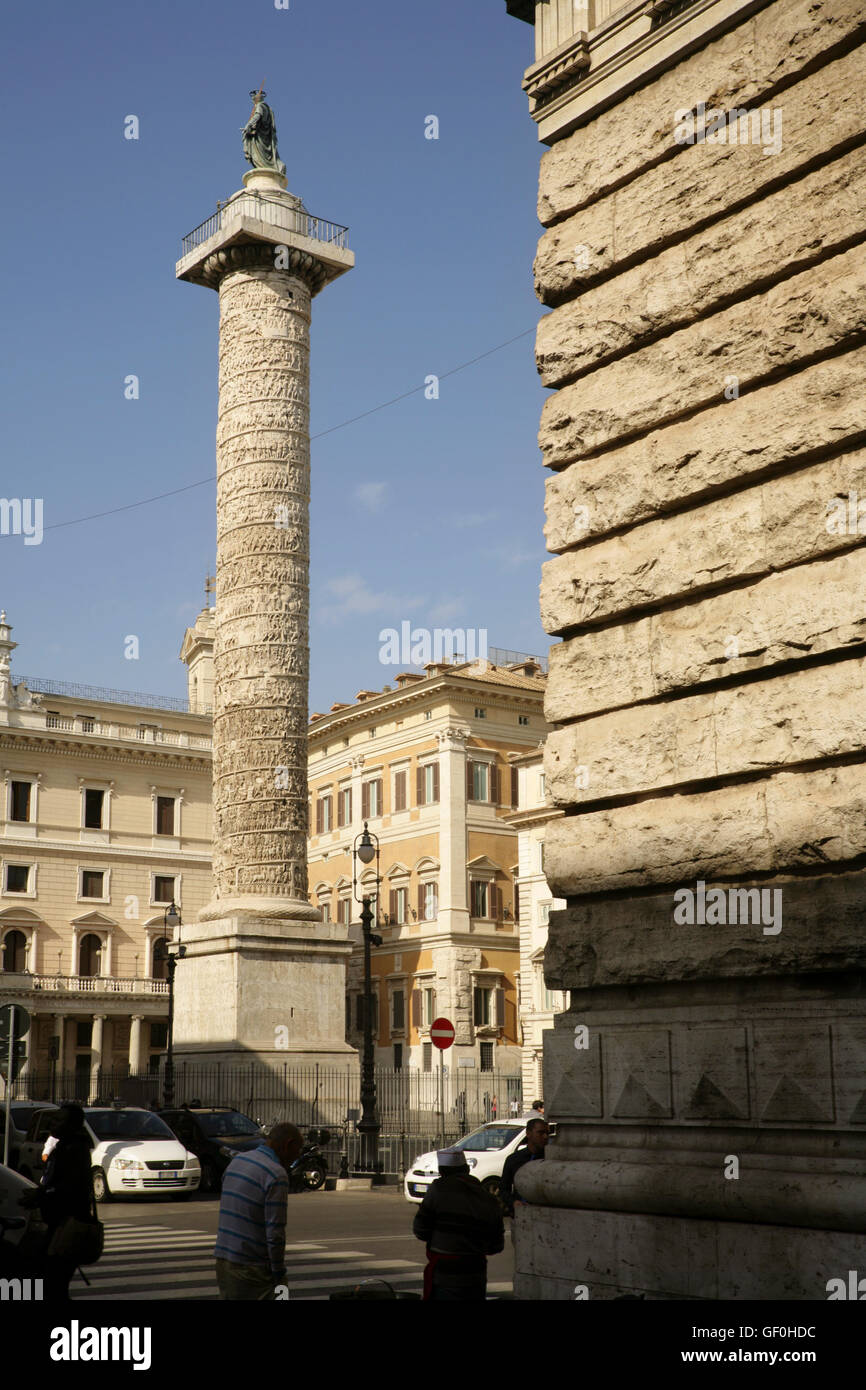 Piazza colonna column marcus aurelius hi-res stock photography and ...