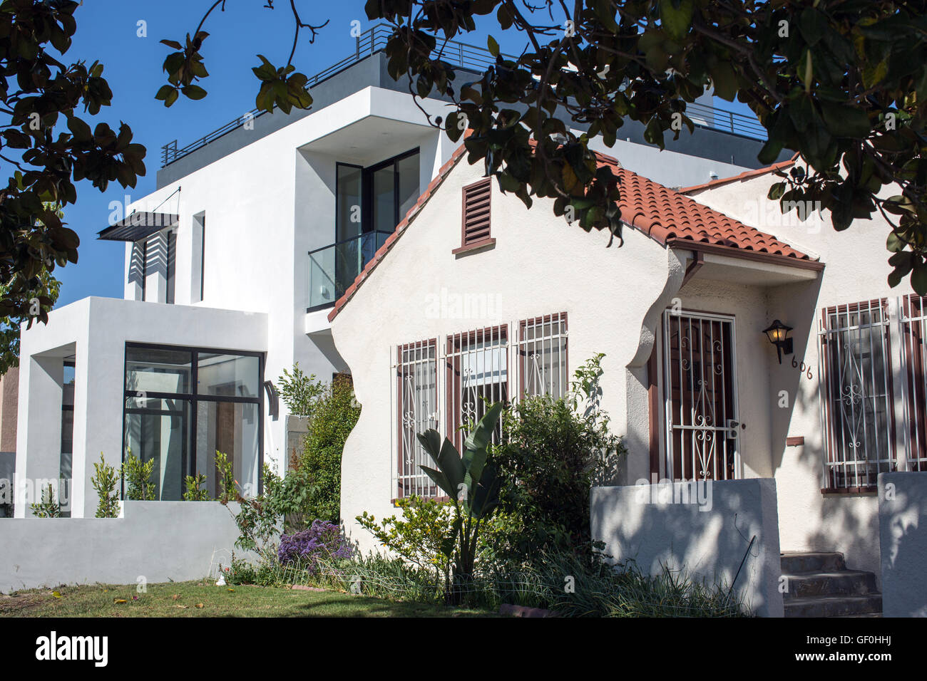 Pictures of the new designer box homes in Los Angeles which are ...