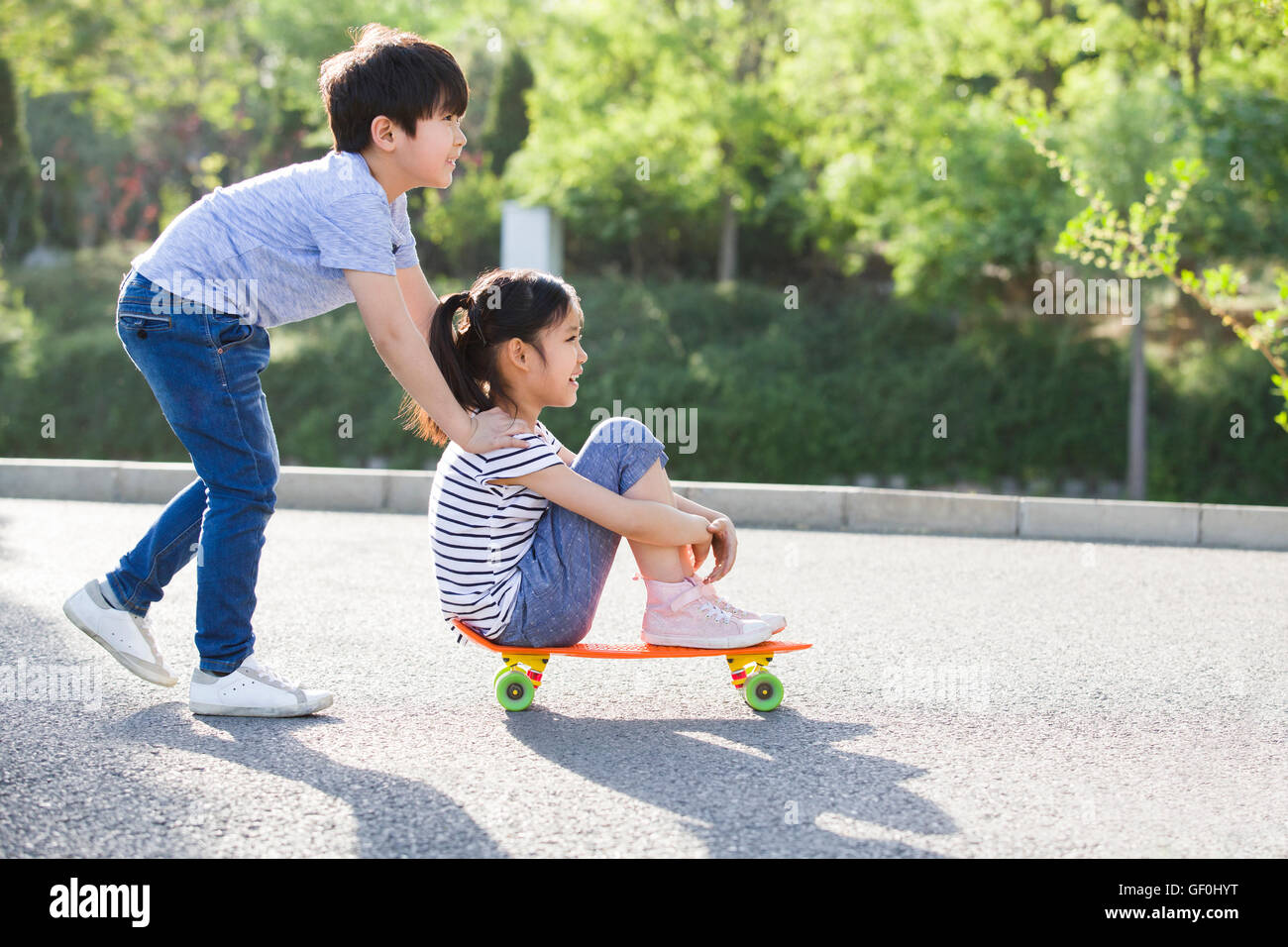 Hand pushing away hi-res stock photography and images - Alamy