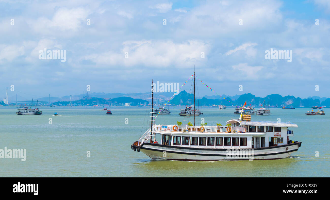 Asia Islands Summer Boat Landscape Stock Photo - Alamy