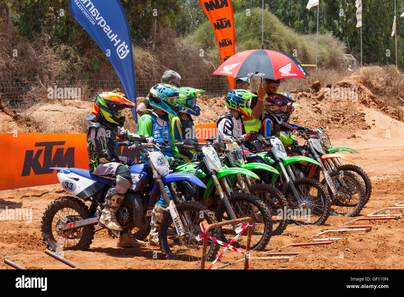 Offroad racers hi-res stock photography and images - Alamy