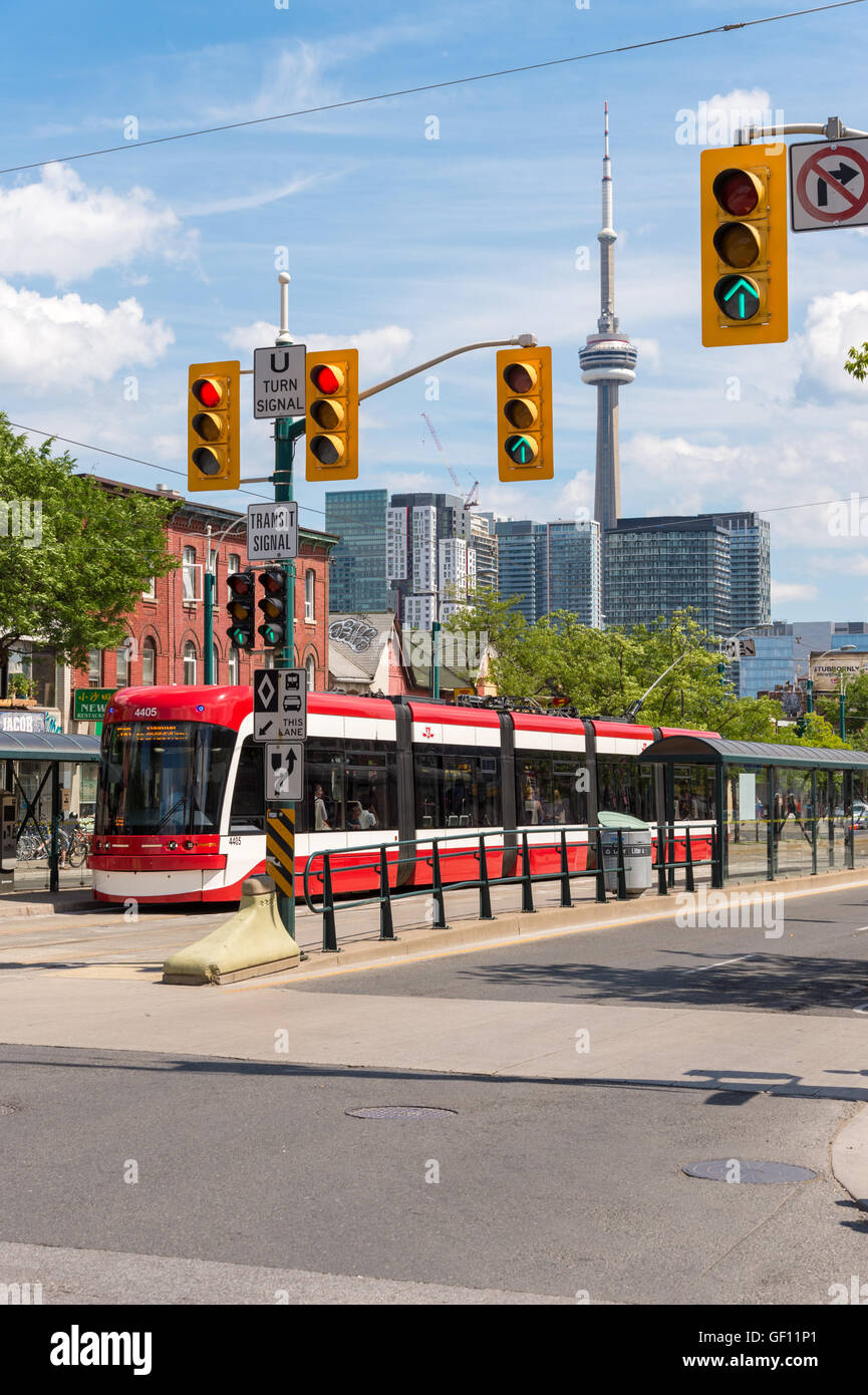 Toronto streetcar hi-res stock photography and images - Alamy