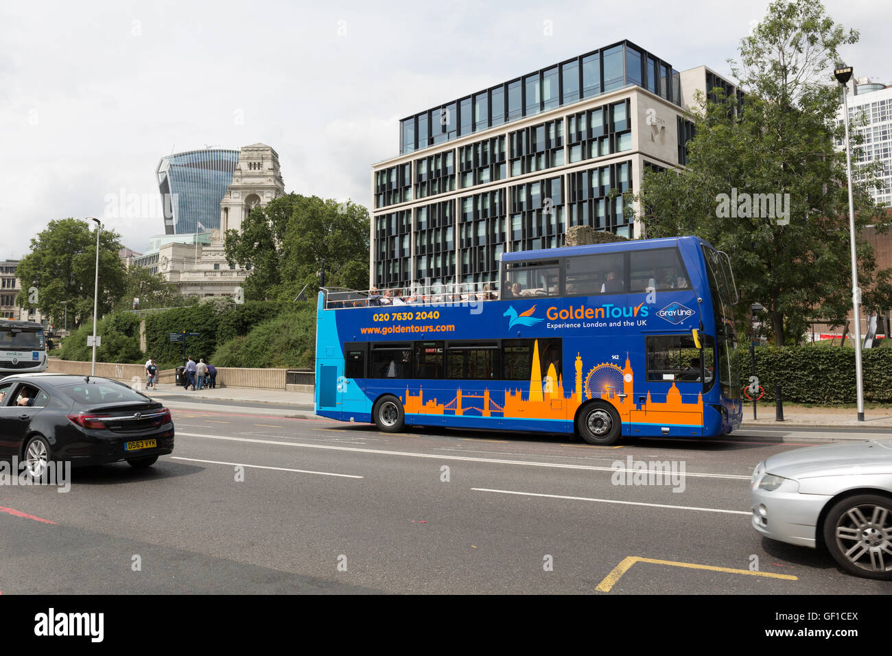 Tourist guided tour bus London UK Stock Photo - Alamy