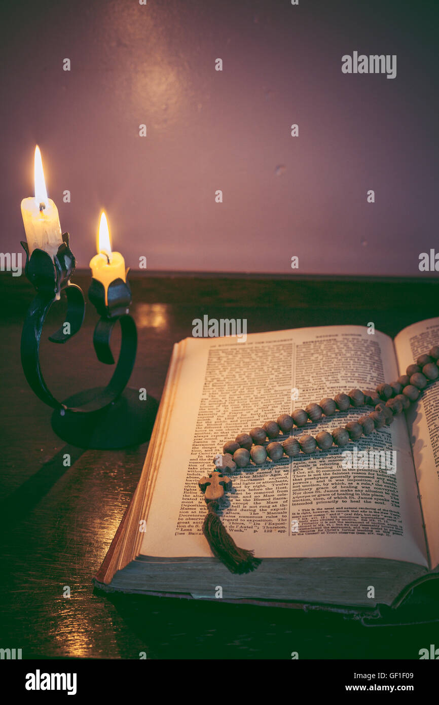 Bible by candlelight hi-res stock photography and images - Alamy