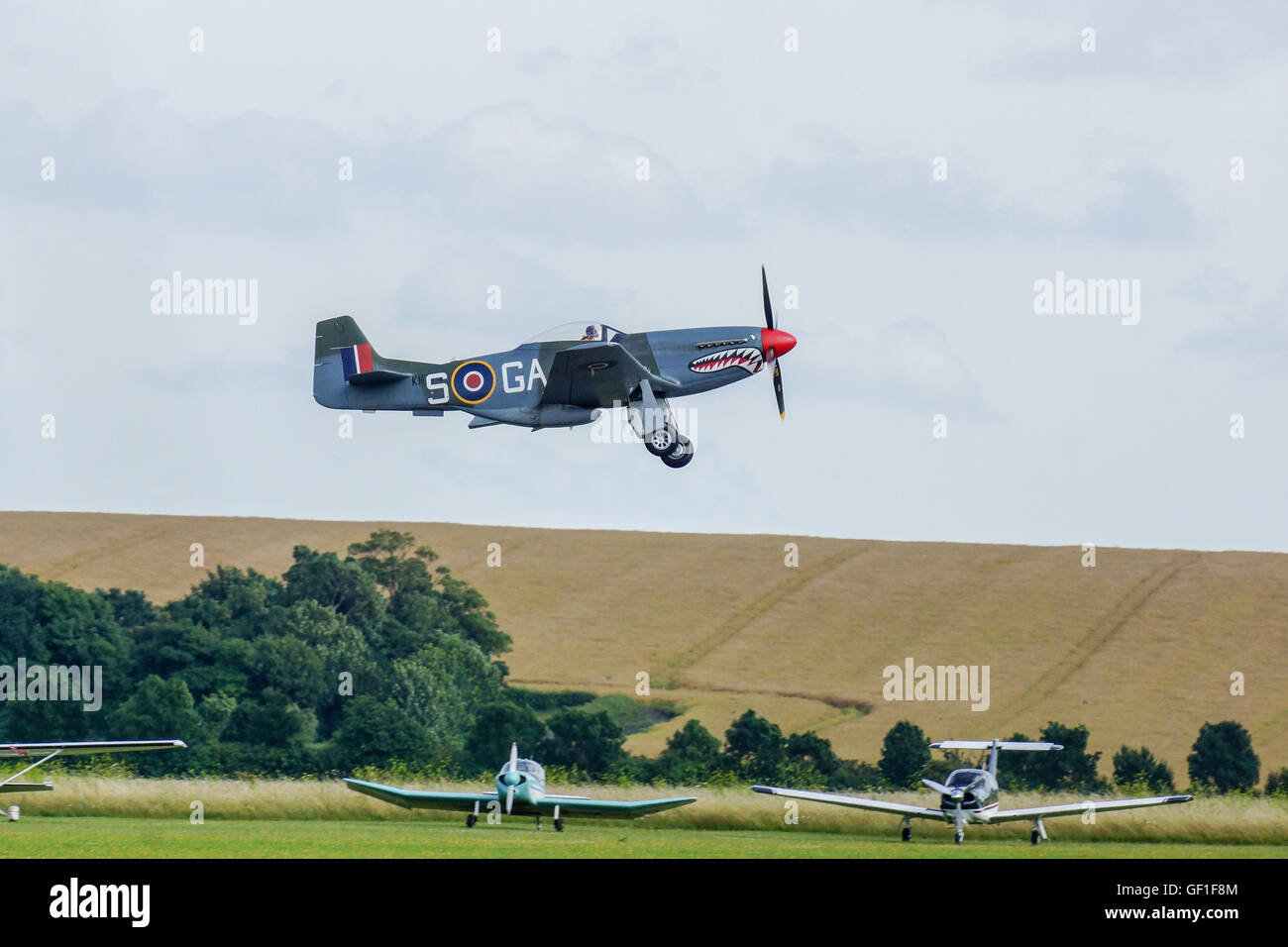 P-51 Mustang at RAF Duxford,Flying Legends Stock Photo - Alamy