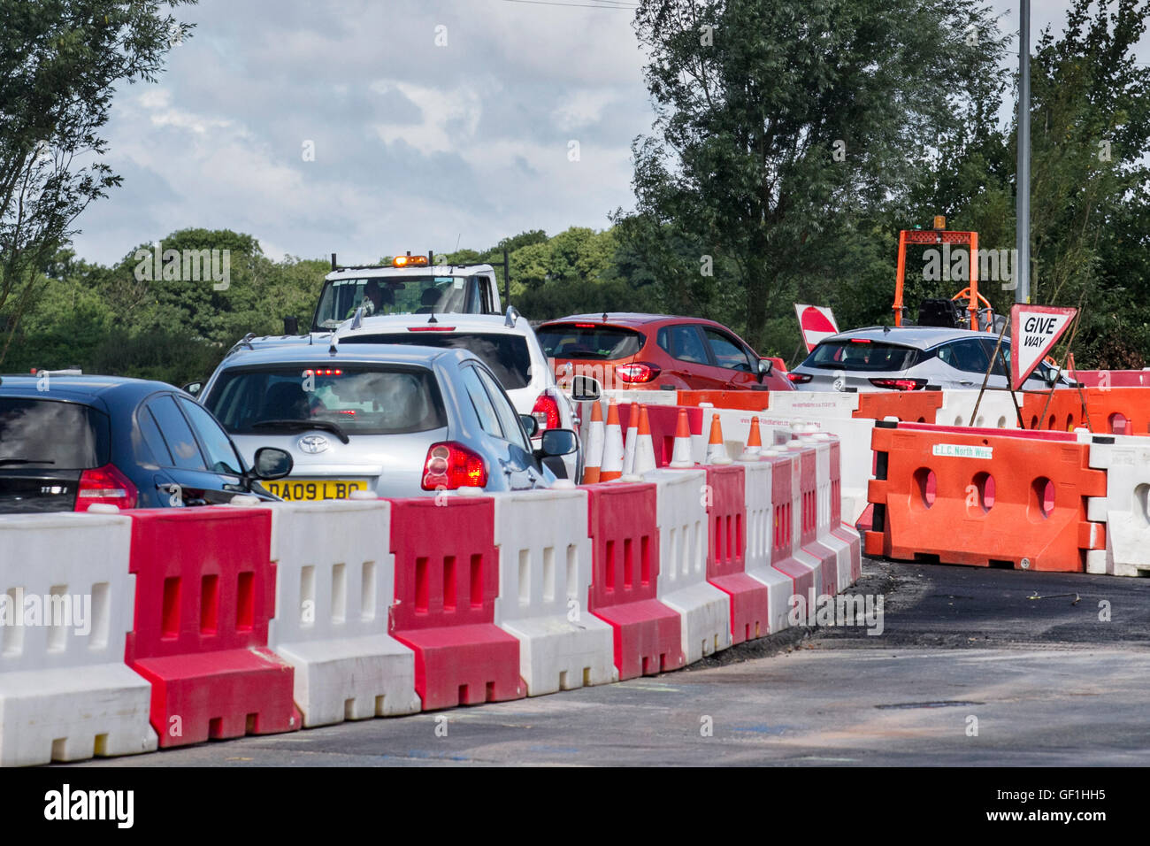 Confusing road signs uk High Resolution Stock Photography and Images ...