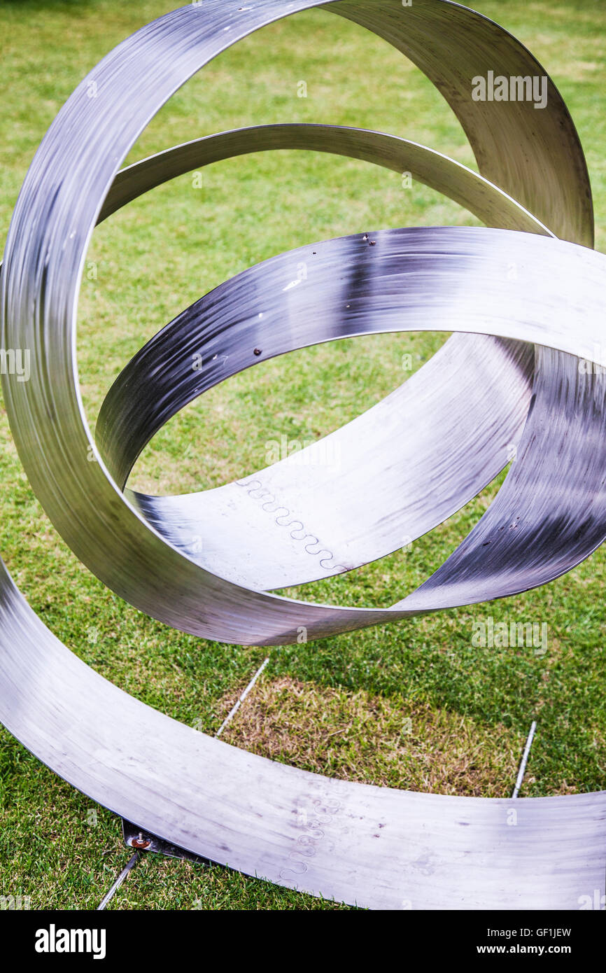 Richard cresswell sculpture hi-res stock photography and images - Alamy