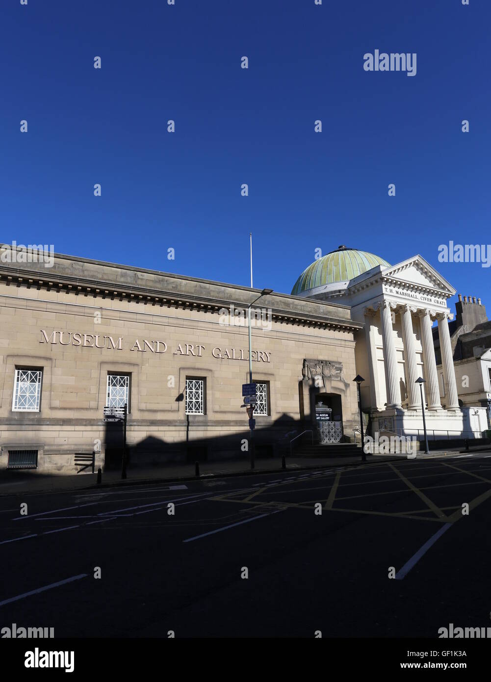 Perth museum scotland hi-res stock photography and images - Alamy
