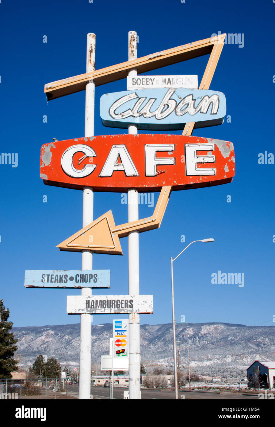 Small cafe cuba hi-res stock photography and images - Alamy