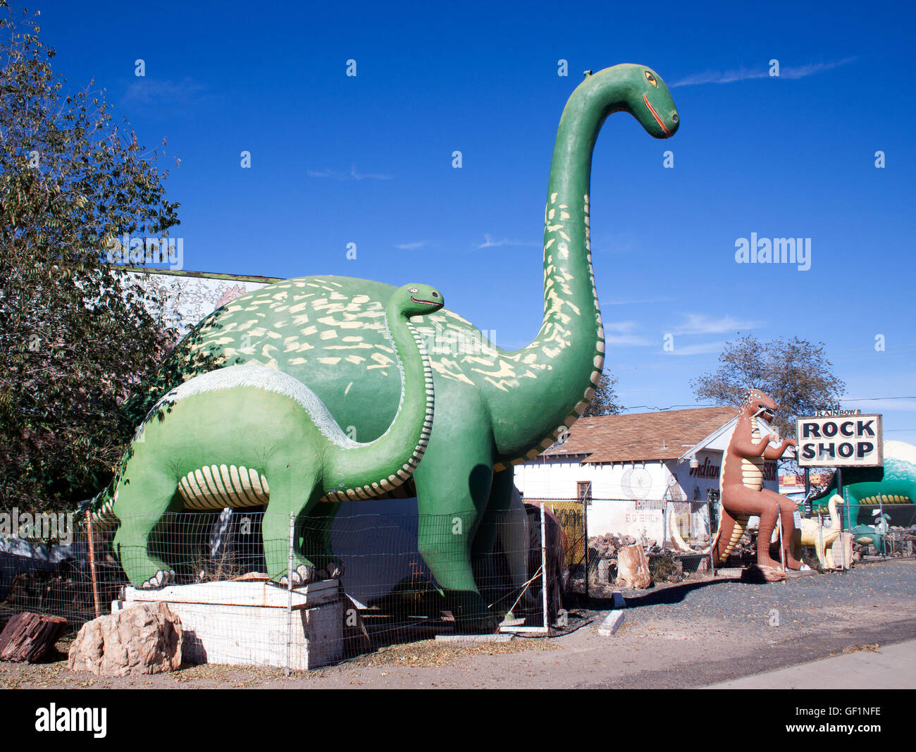 Route 66 weird dinosaur hi-res stock photography and images - Alamy