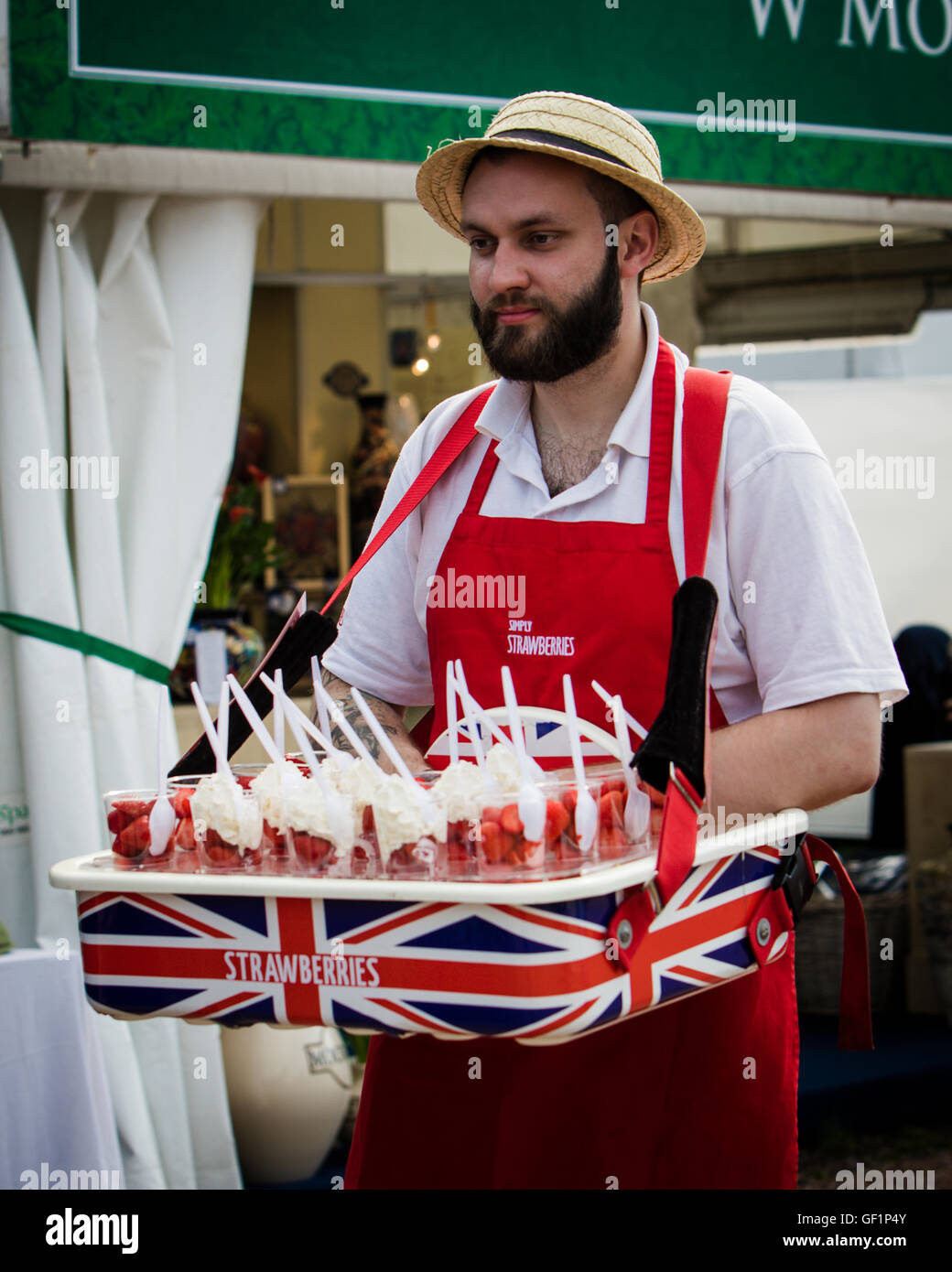 Strawberry seller hi-res stock photography and images - Alamy