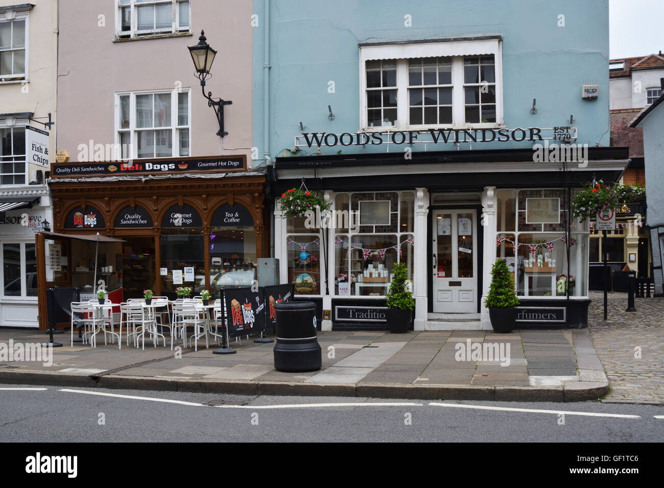 Windsor cafe hi-res stock photography and images - Alamy