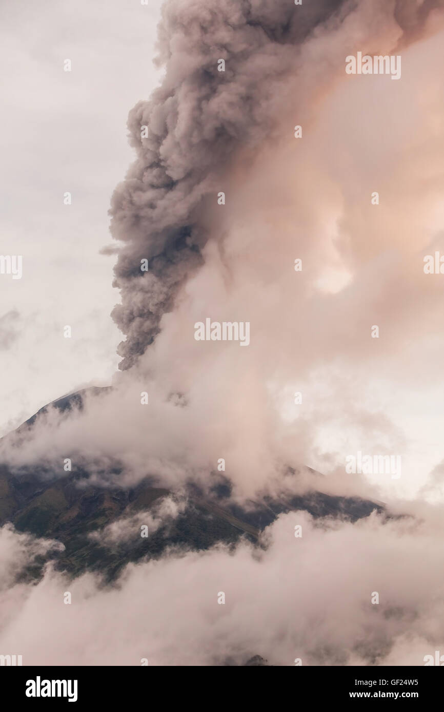 Intense volcanic activity hi-res stock photography and images - Alamy