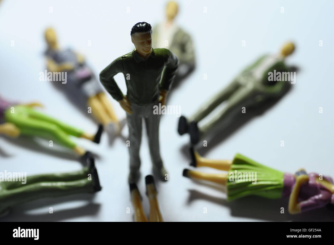 Miniature figures woman hi-res stock photography and images - Alamy