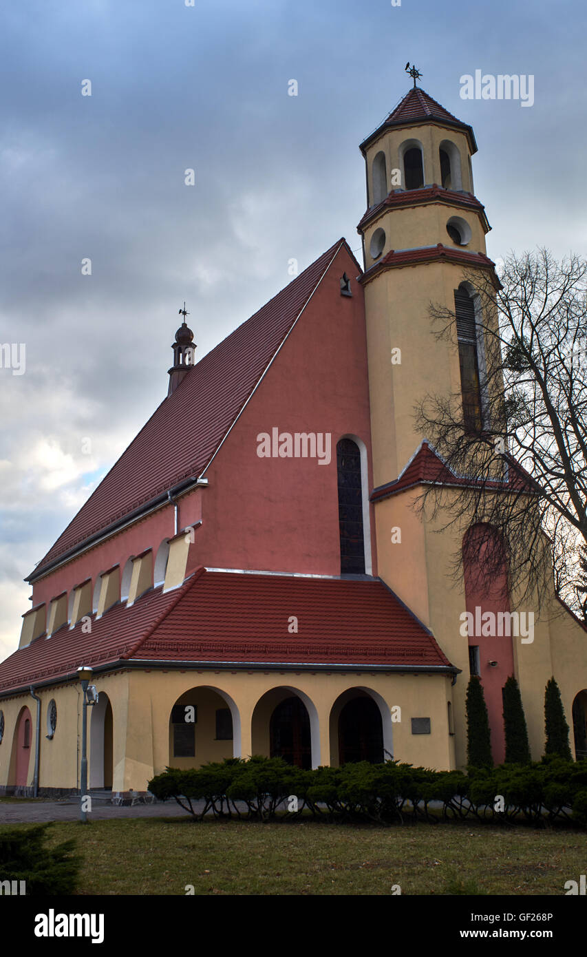 Church tree steeple belfry hi-res stock photography and images - Alamy