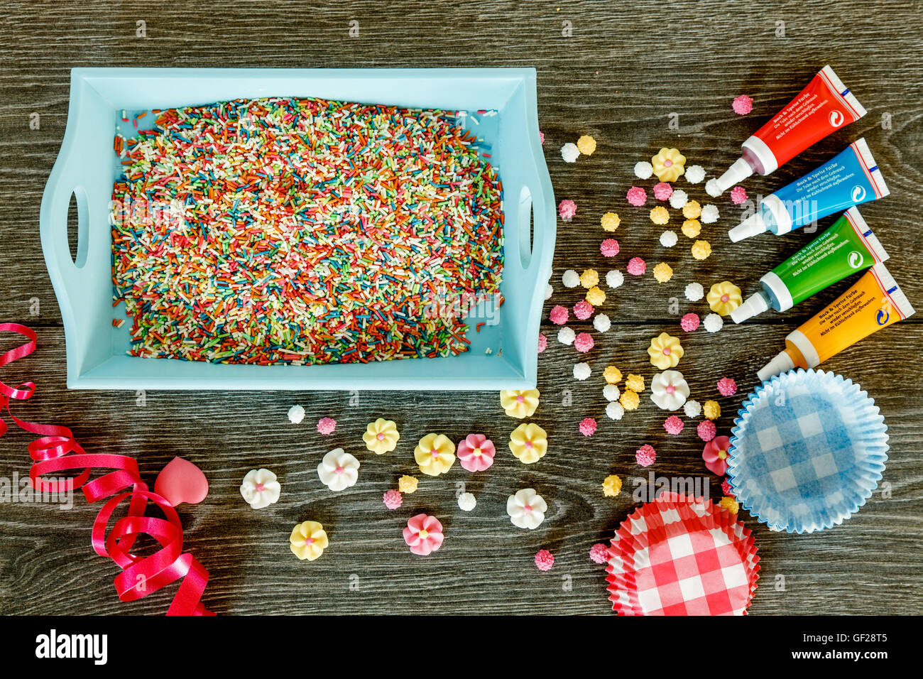 Set for decorating cakes Stock Photo - Alamy