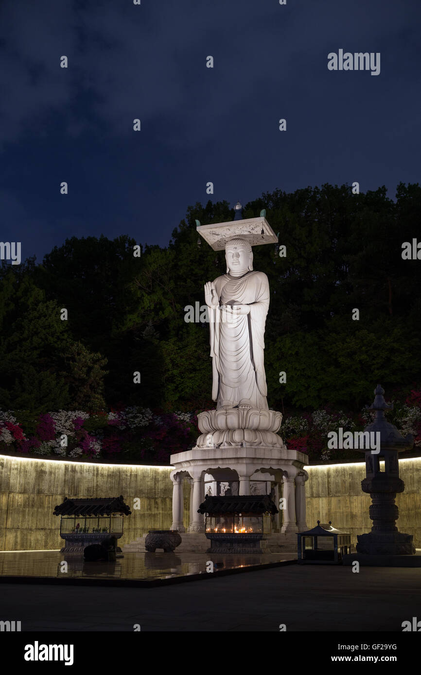 Plaza and Mireuk Daebul statue (The Great Statue of Maitreya Buddha) at ...
