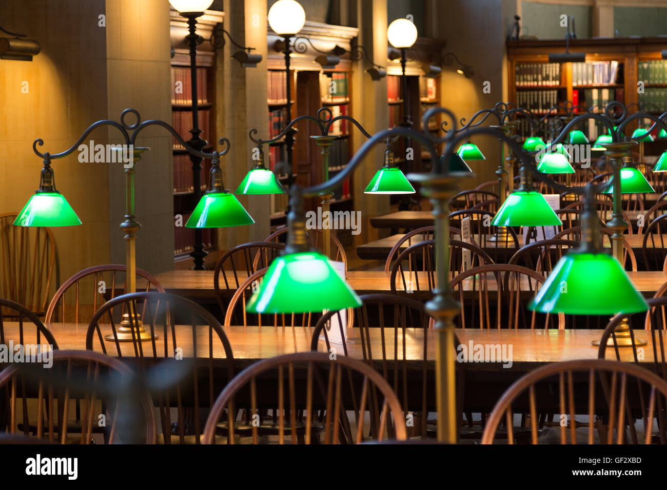 Public library and reading room hi-res stock photography and images - Alamy