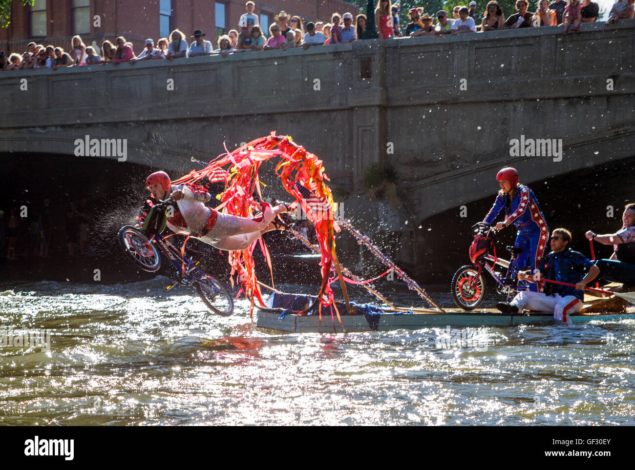 Funny raft hi-res stock photography and images - Alamy