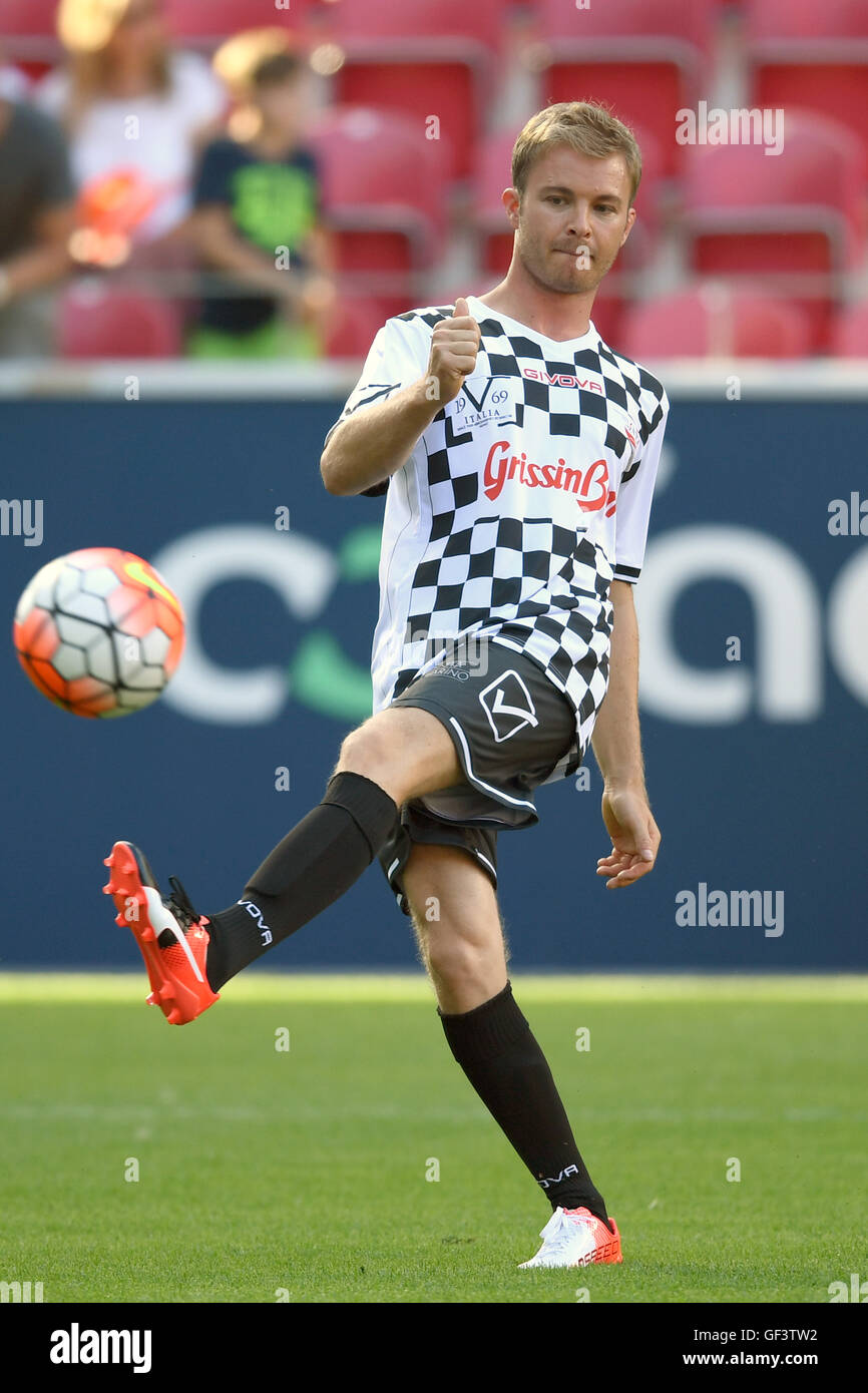 Charity friendly match hi-res stock photography and images - Alamy