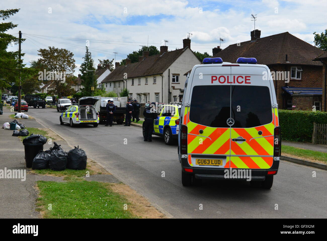 English police stake out in hi-res stock photography and images - Alamy