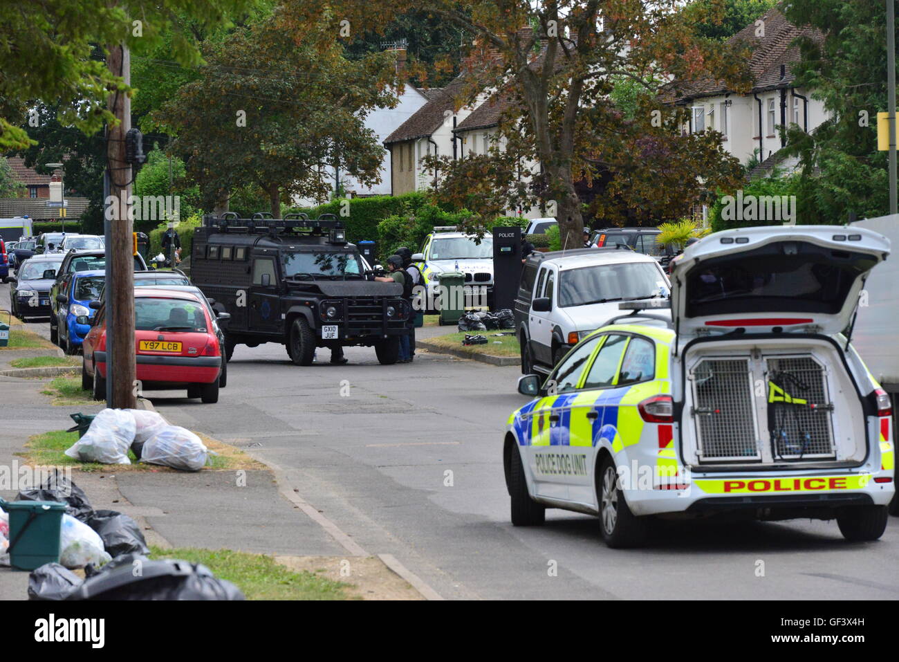 English police stake out in hi-res stock photography and images - Alamy
