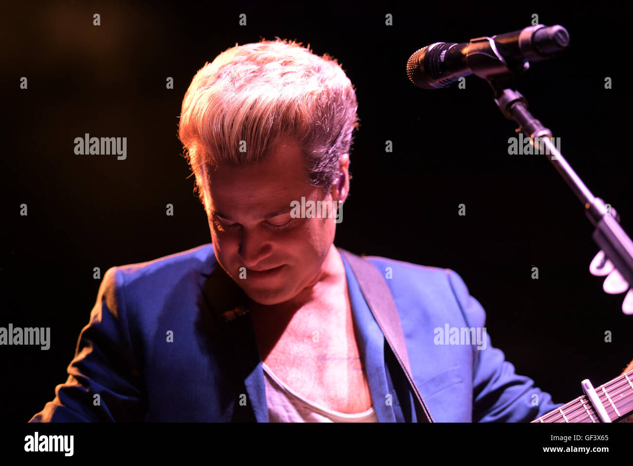 Holly blake arnstein hi-res stock photography and images - Alamy
