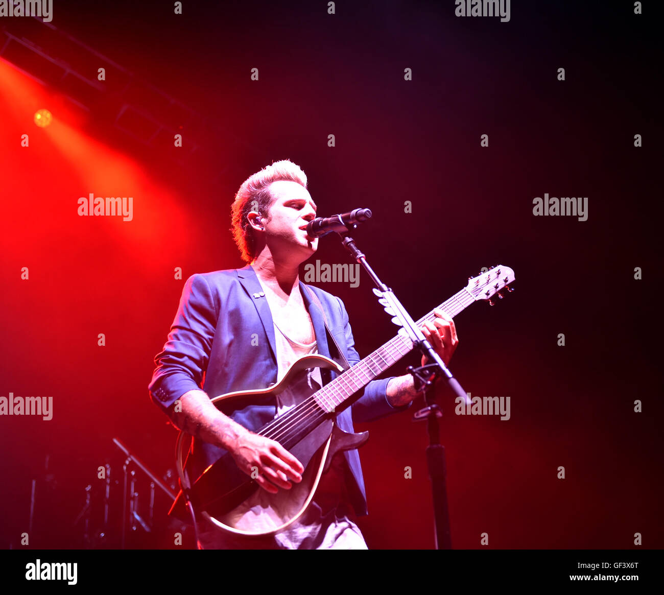 Holly blake arnstein hi-res stock photography and images - Alamy