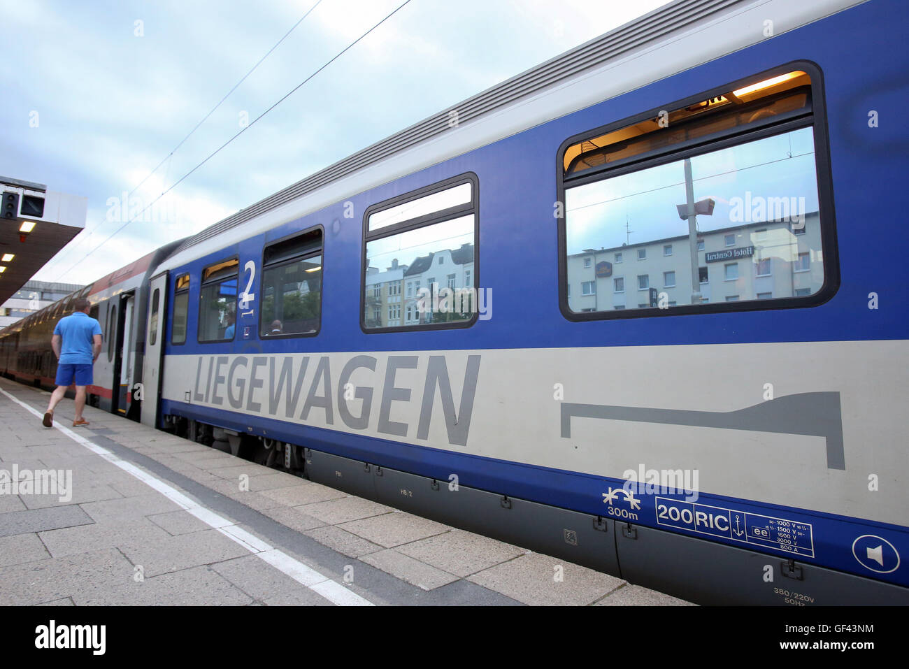 Euronight hi-res stock photography and images - Alamy