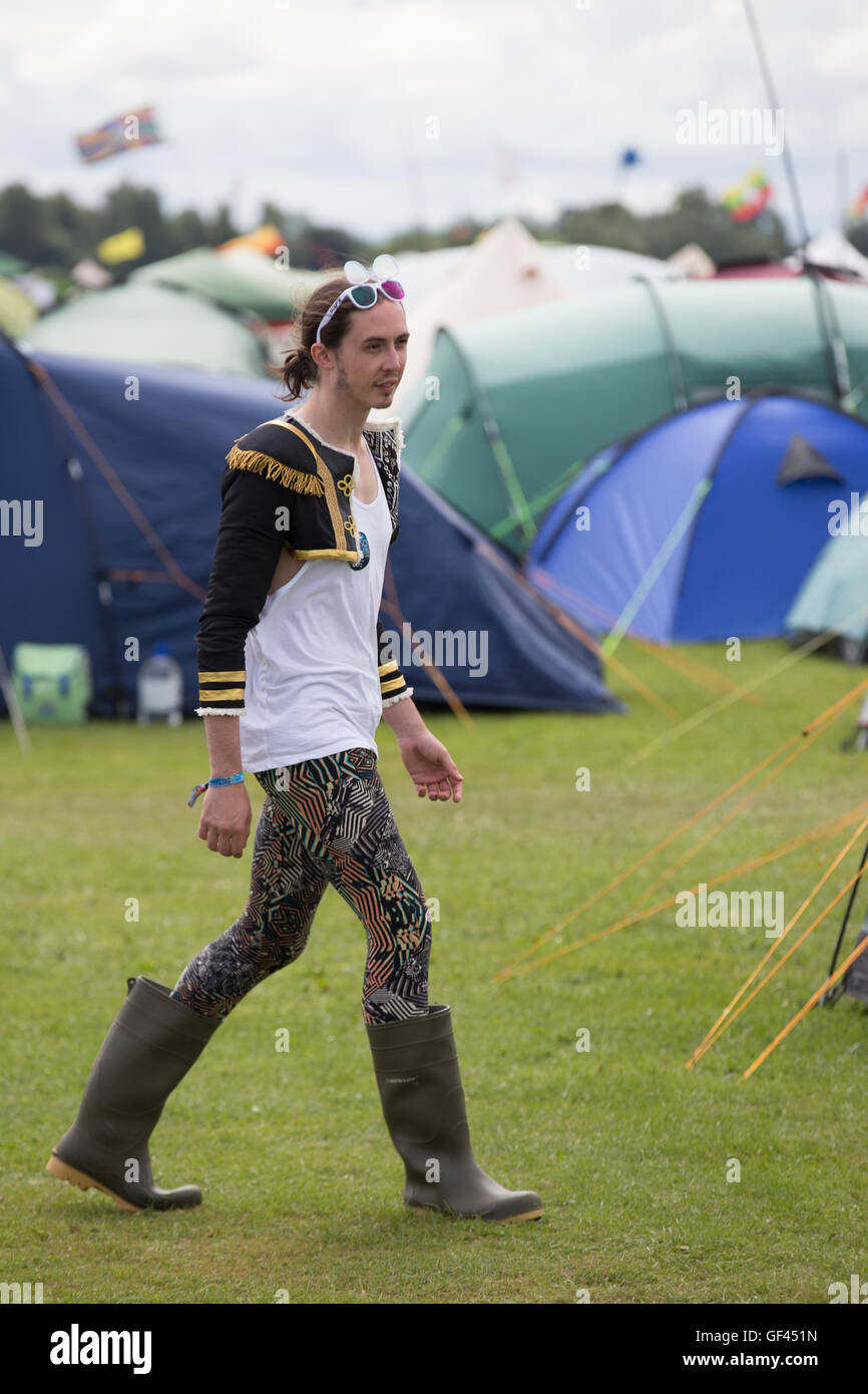 Womad festival food tents hi-res stock photography and images - Alamy