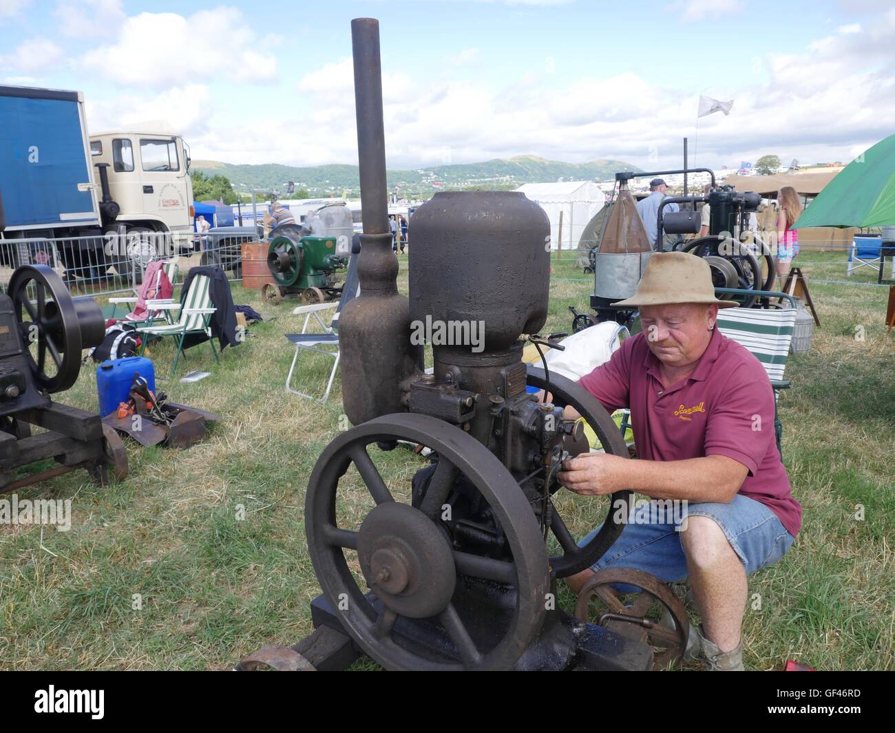 Traction engine 1920s hi-res stock photography and images - Alamy