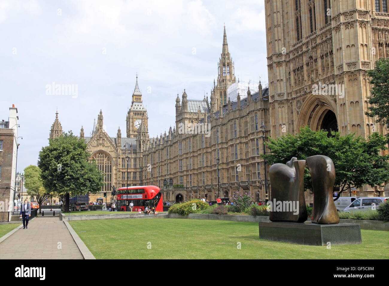 Houses of Parliament, Parliament Green, London, England, Great Britain ...