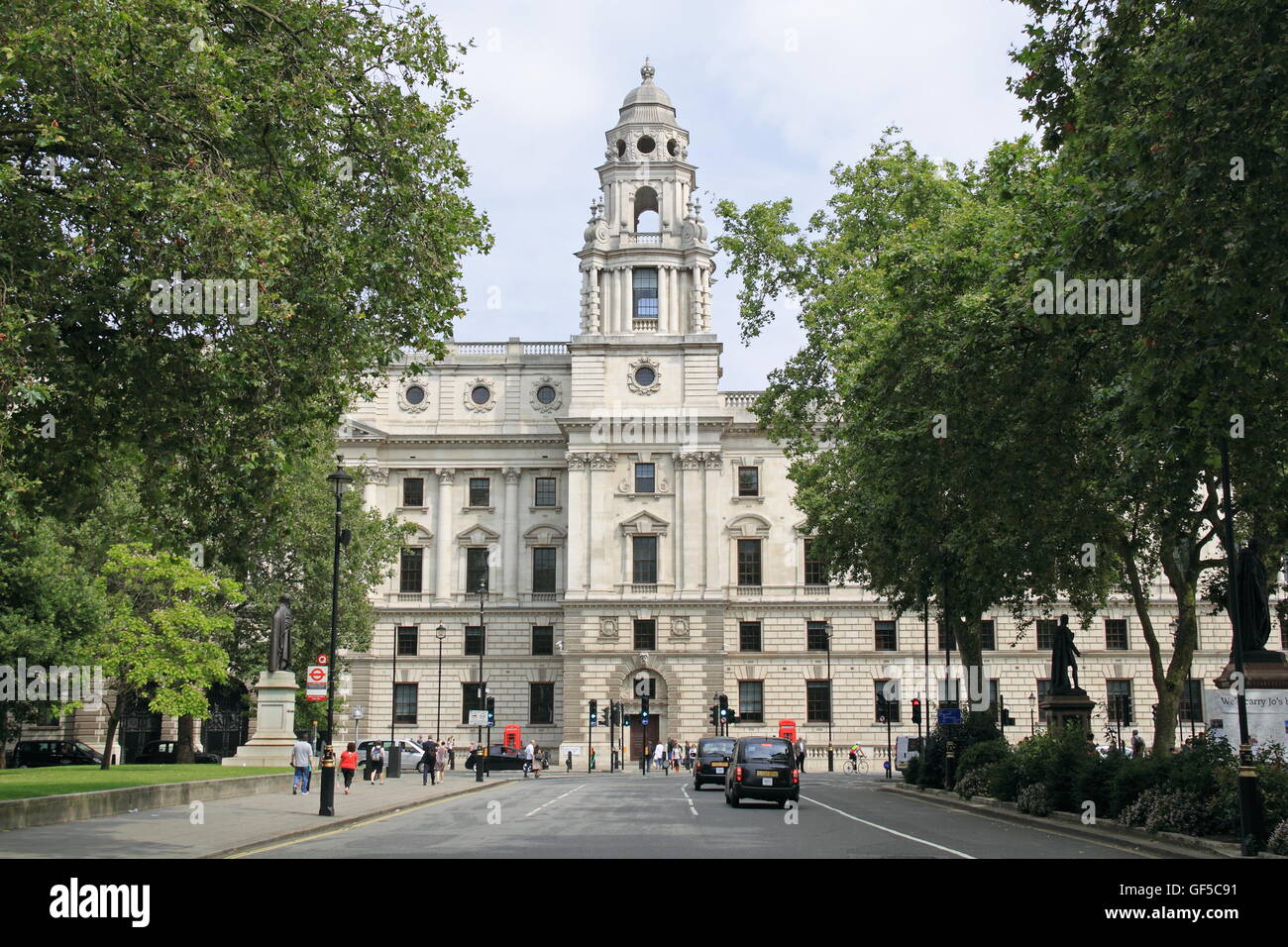 HM Revenue & Customs, Parliament Square, London, England, Great Britain ...