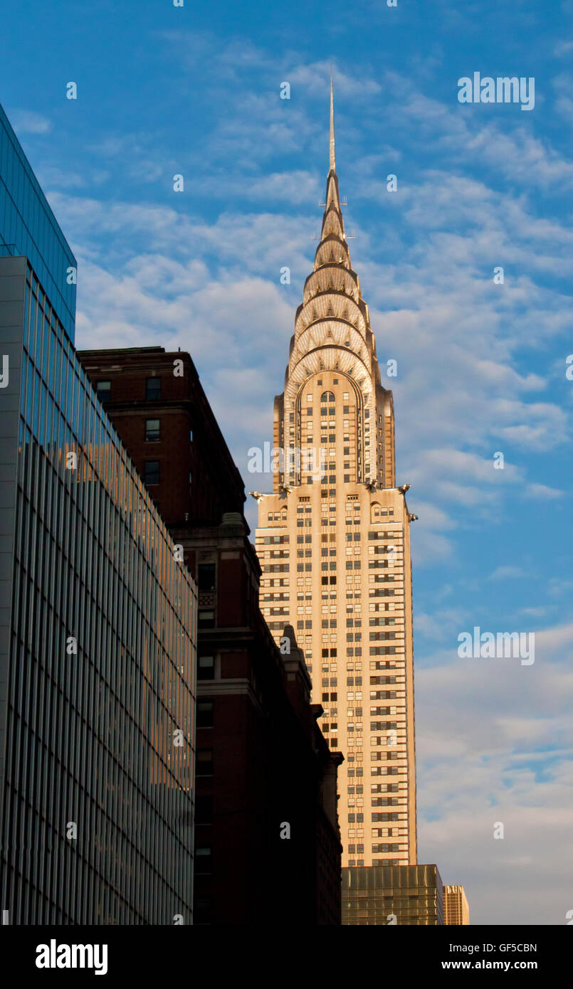 Chrysler Building skyscraper located on the East Side of Midtown ...
