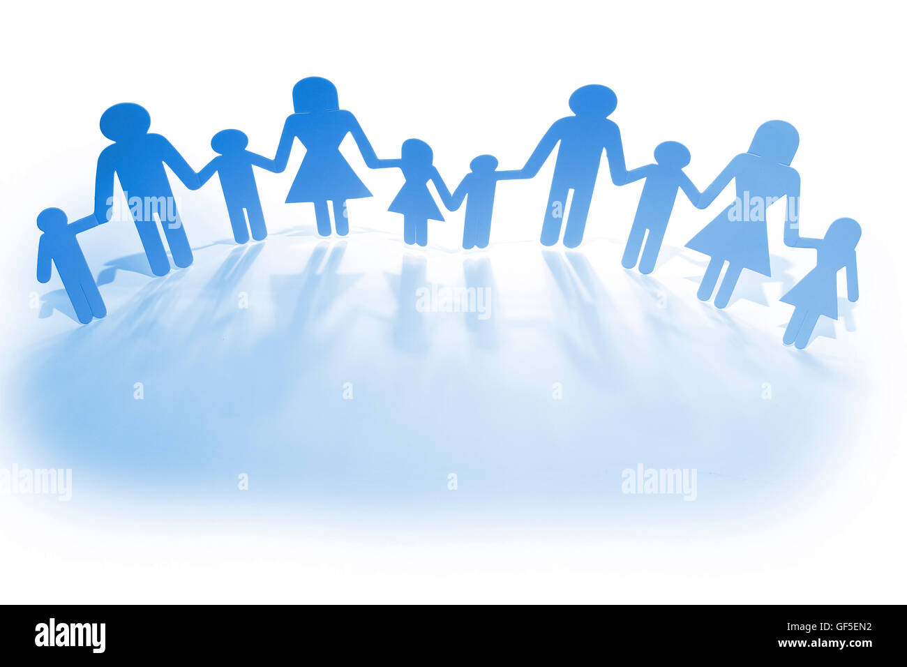 Family paper chain cutout holding hands Stock Photo - Alamy