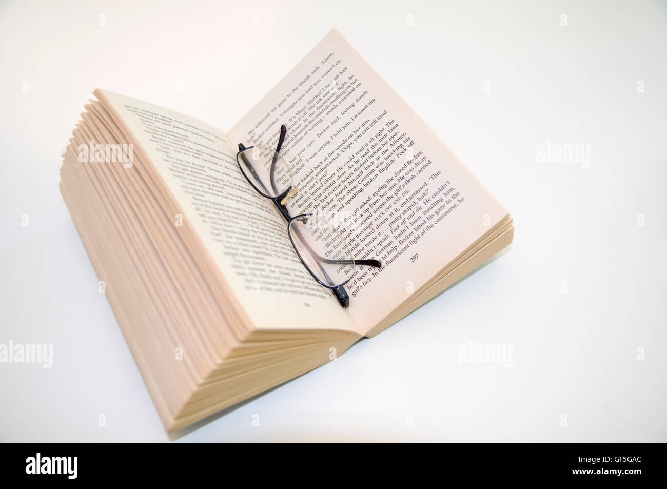 Open book cut out text hi-res stock photography and images - Alamy