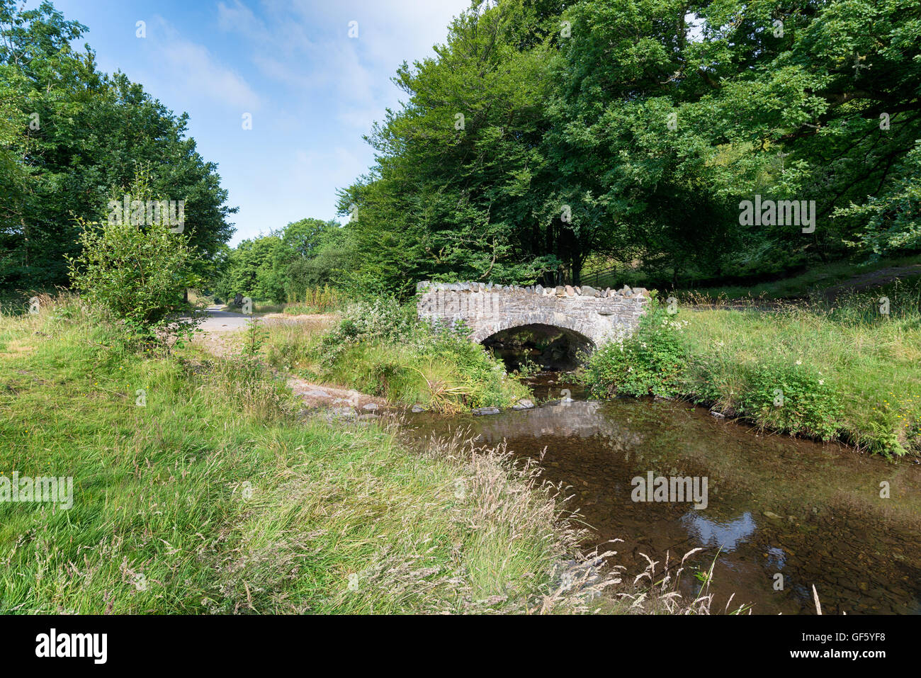 Robber's Bridge crossing Weir Water on Exmoor National Park in Somerset ...