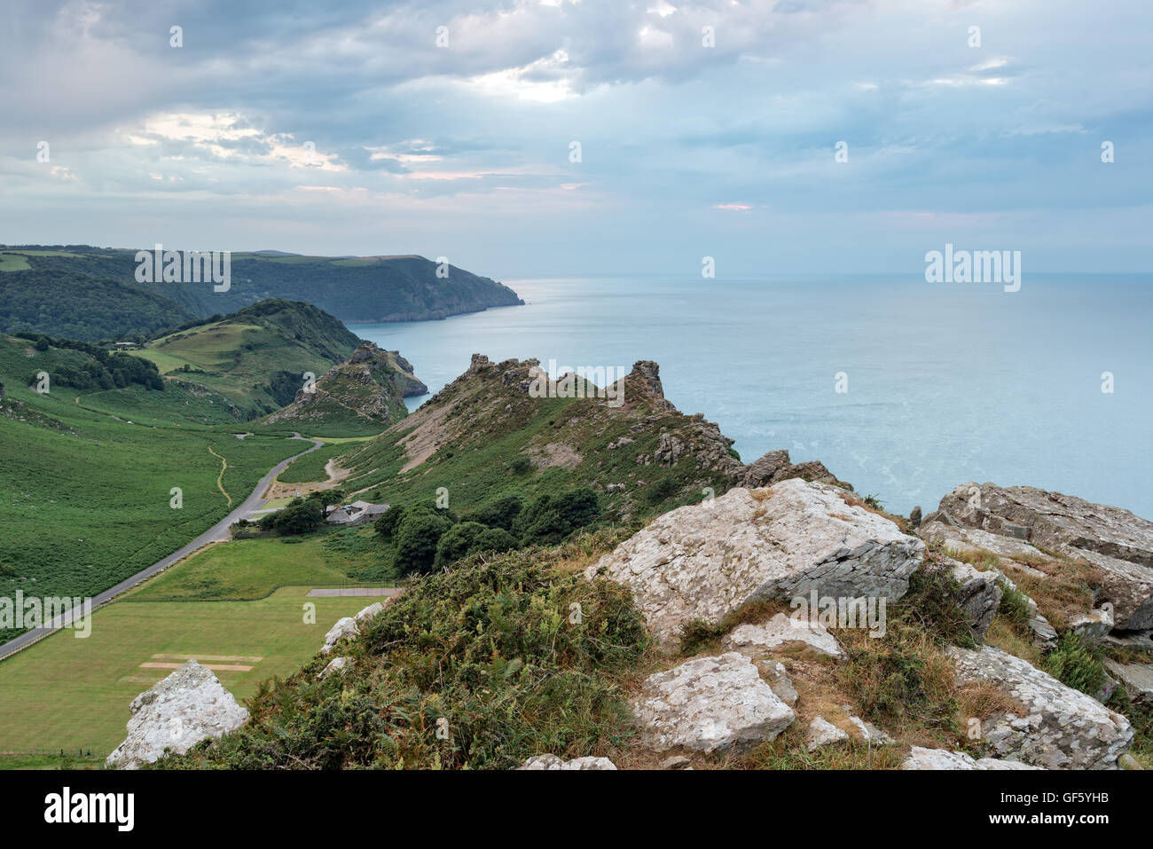 Devon coastal scenery hi-res stock photography and images - Alamy