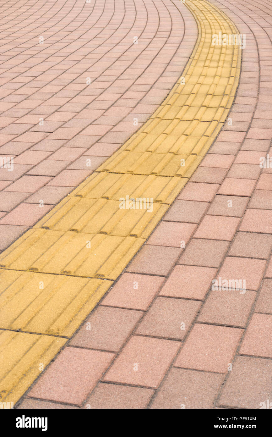 Tactile paving hi-res stock photography and images - Alamy
