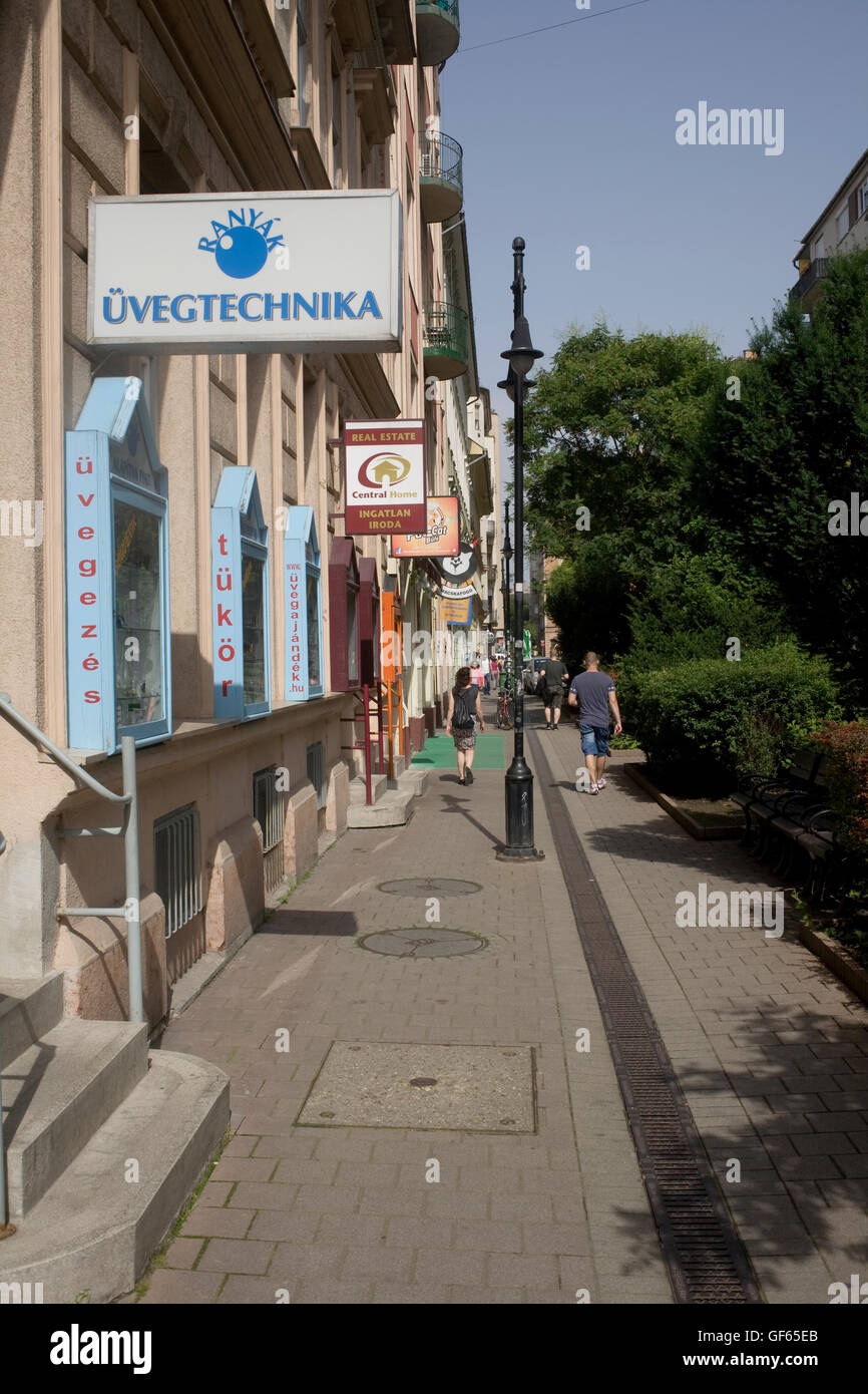 Pedestrian street in budapest hi-res stock photography and images - Alamy