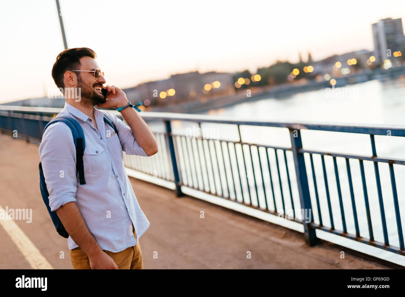 Urban smart casual handsome hi-res stock photography and images - Alamy
