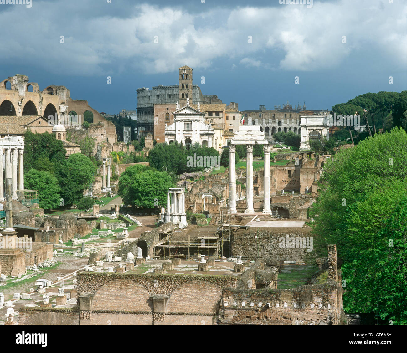 Roman forum ruins rome hi-res stock photography and images - Alamy