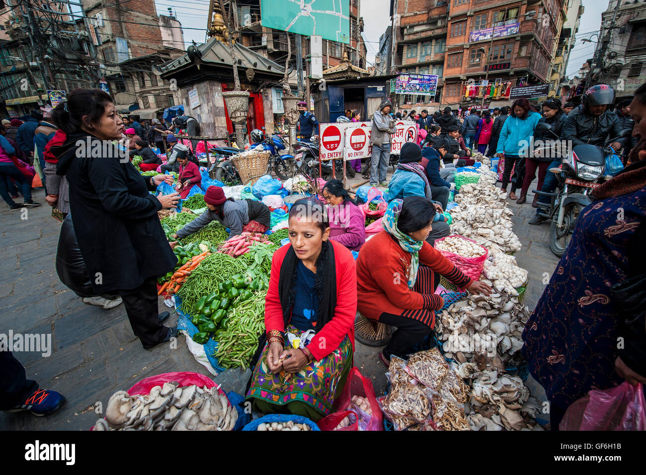 Nepal, Kathmandu, daily life Stock Photo - Alamy