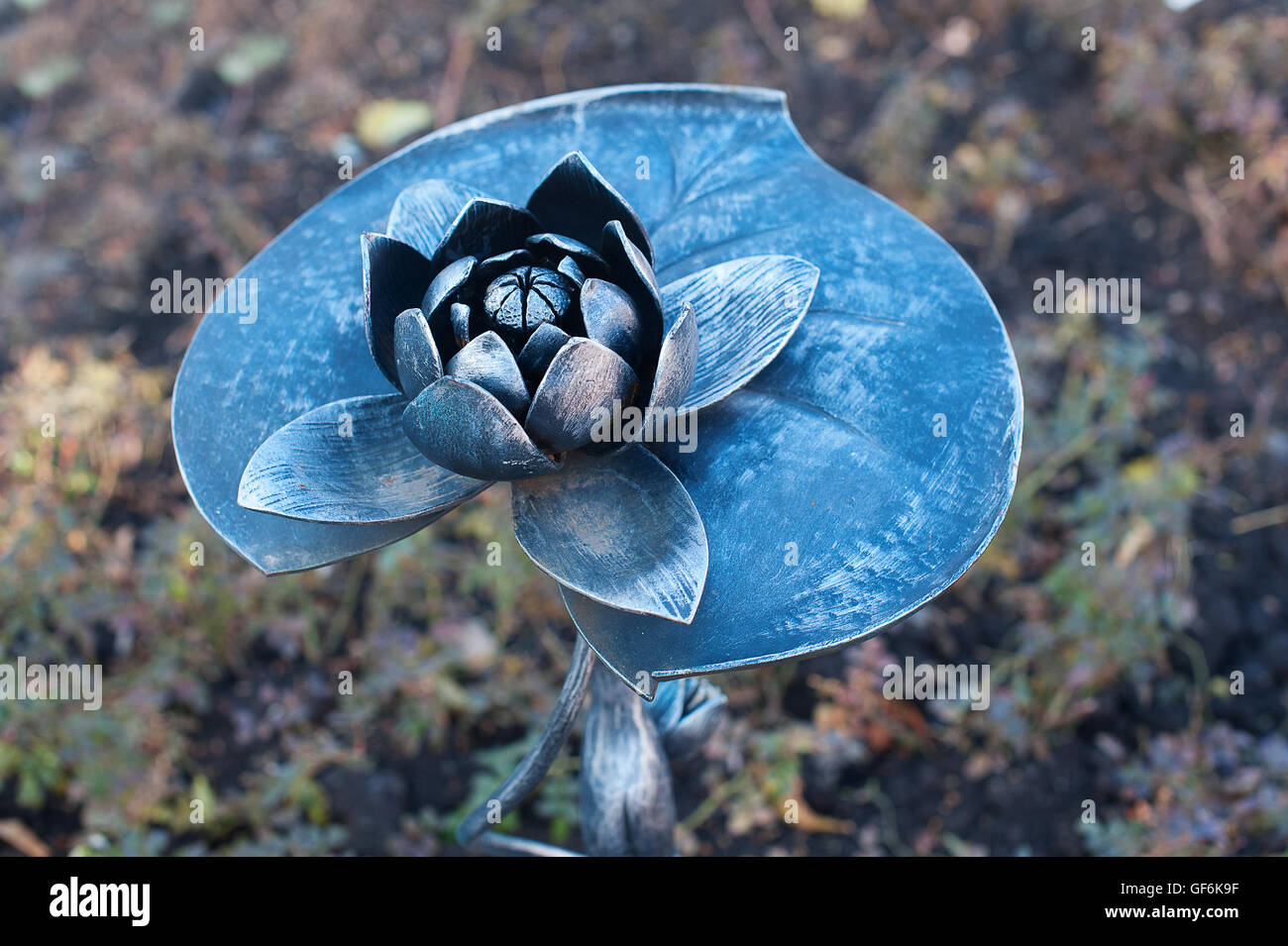 beautiful metal lily in park Stock Photo - Alamy